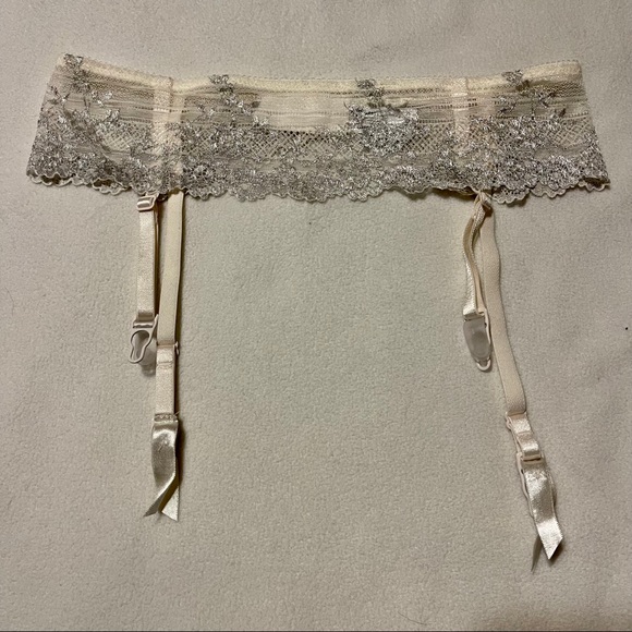 Wacoal | Intimates & Sleepwear | Silver And Soft White Garter | Poshmark